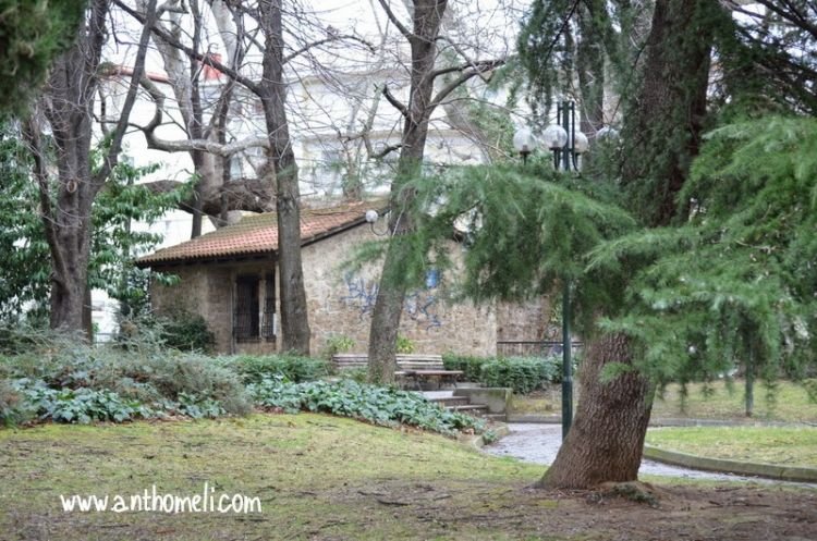 Οι καταρράκτες της Έδεσσας και ο παλαιός Άγιος Αθανάσιος